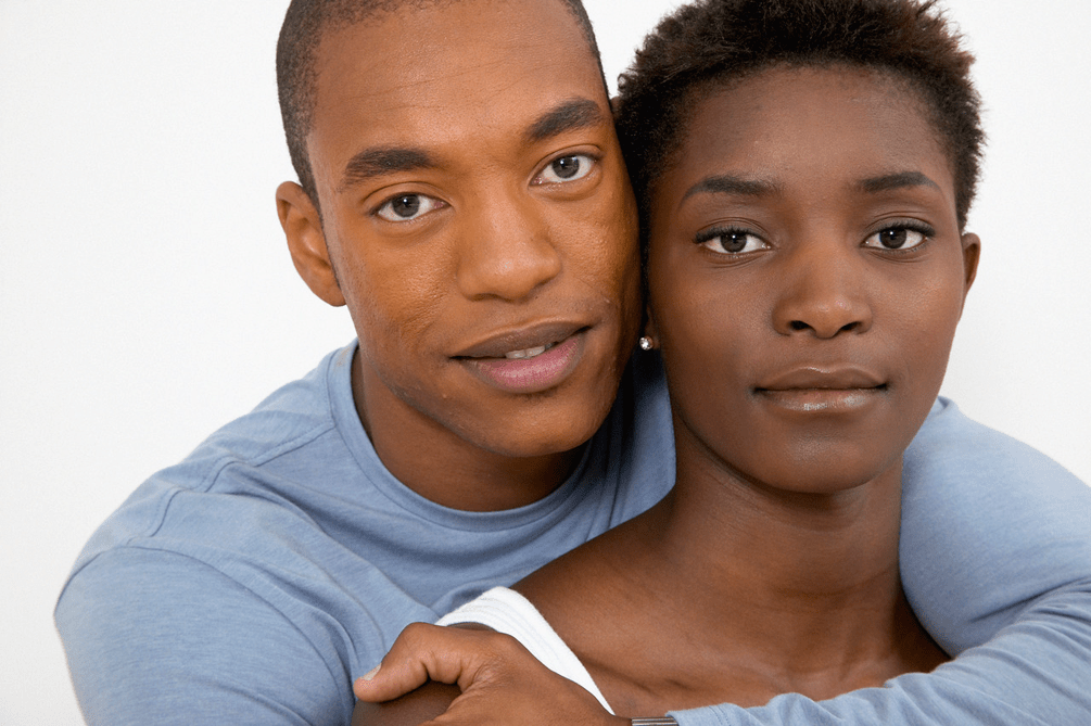 Coupleembrace